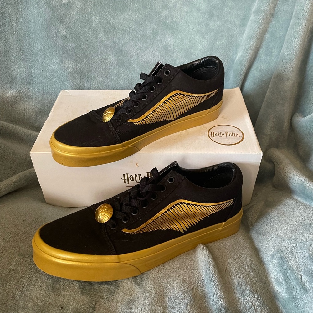Harry Potter Golden Snitch Vans Old Skool Size 10.5 - Gem